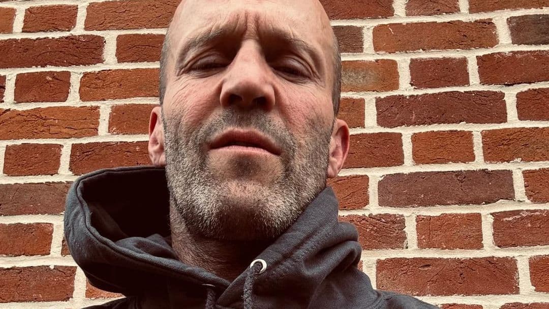 Hollywood star Jason Statham puts on Hope Cove Lifeboat hoodie ...