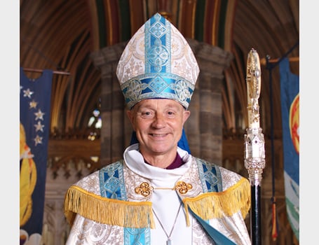 Bishop Mike enthroned at Exeter Cathedral | dartmouth-today.co.uk