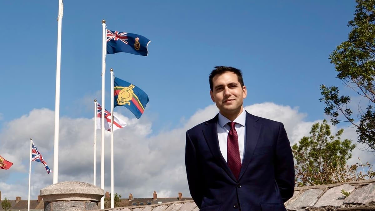 Devon MP and defence minister Luke Pollard clarifies MOD stance on UFOs ...