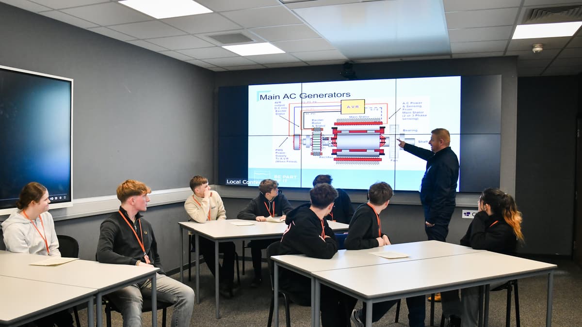 State-of-the-Art immersive classroom proves huge success | dartmouth ...