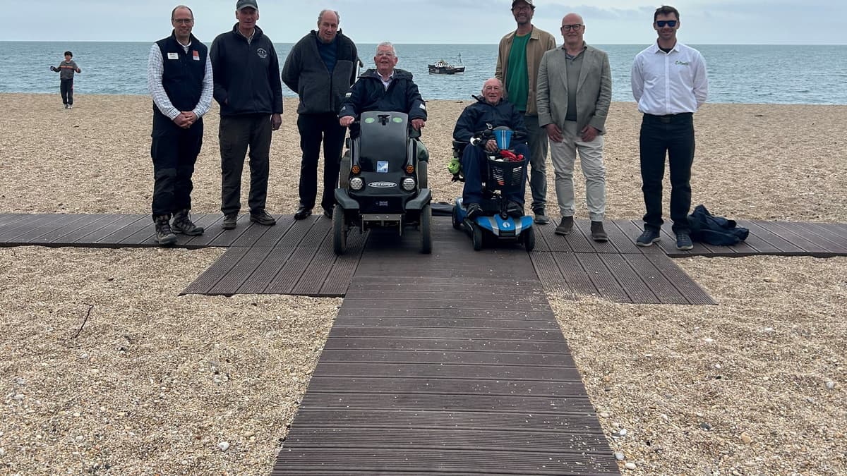 Grant helps open up Blackpool Sands | dartmouth-today.co.uk
