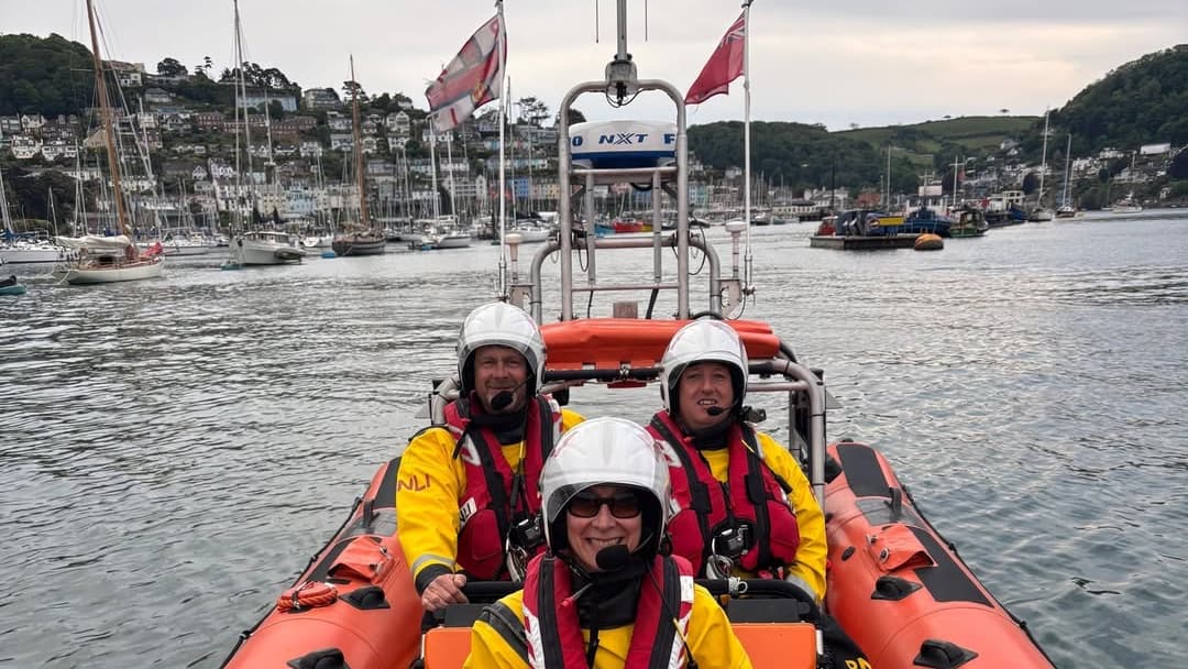 Dart RNLI station hosts chief for training visit | dartmouth-today.co.uk