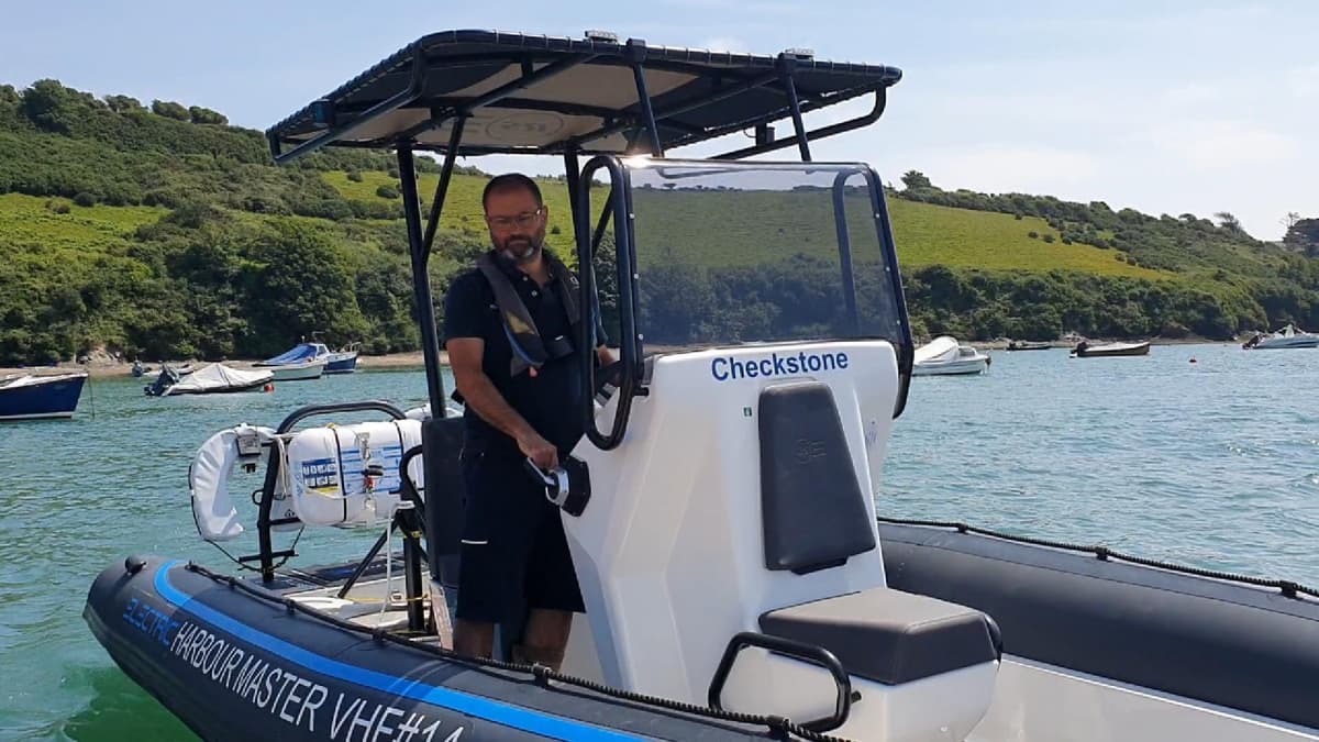 Salcombe Harbour Trials All-Electric Boat to Hit Net Zero Target ...