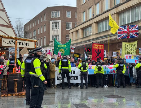 1,000 took part in protest and counter protest in Exeter | dartmouth ...