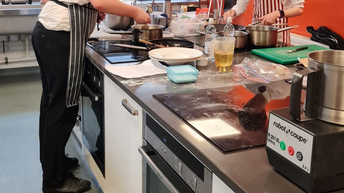 Dartmouth Academy pupils impress in cookery challenge | dartmouth-today ...