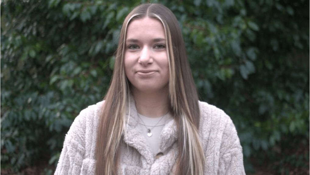Teaching assistant shortlisted for national award | dartmouth-today.co.uk