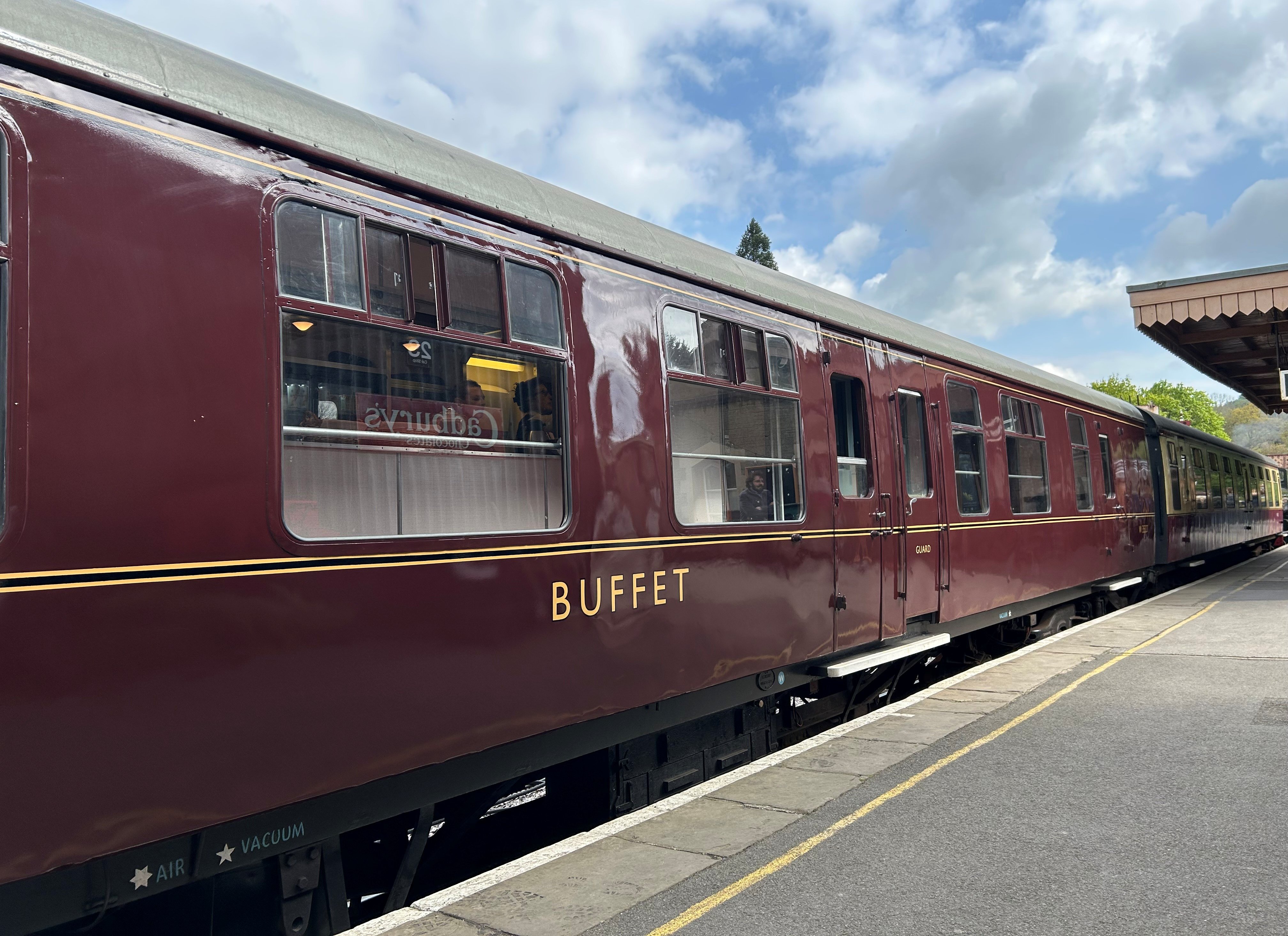 South Devon Railway debuts eco-friendly buffet car | dartmouth-today.co.uk